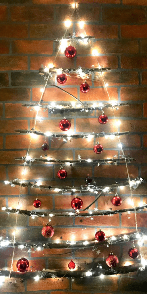 Simple Twig Christmas Tree You can Make in 30 Minutes - The Mummy Front