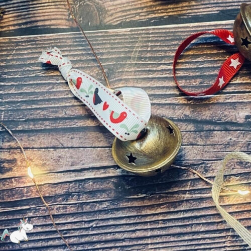 How To Make Rustic DIY Christmas Bells (Simple & Beautiful) - The Mummy ...