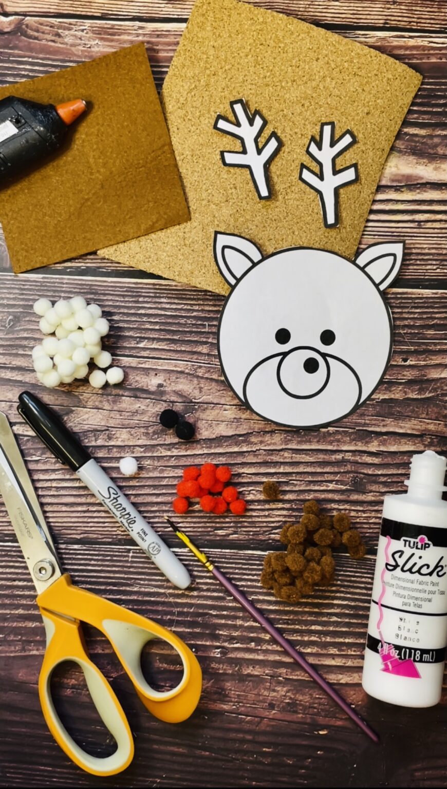 Adorable DIY Rudolph Pom Pom Coaster - The Mummy Front