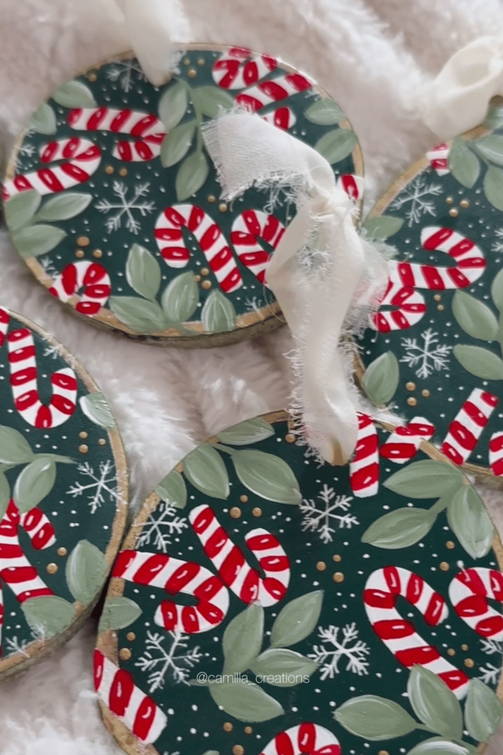 26 Easy Christmas Ornaments To Make and Sell - The Mummy Front
