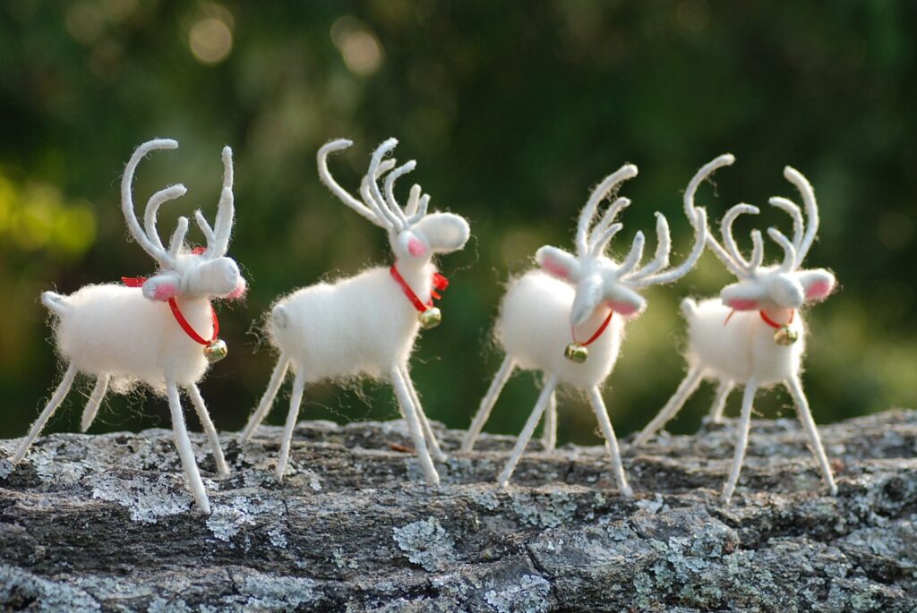 13 Unmissable Reindeer Decorations That Are All Festive, Affordable ...