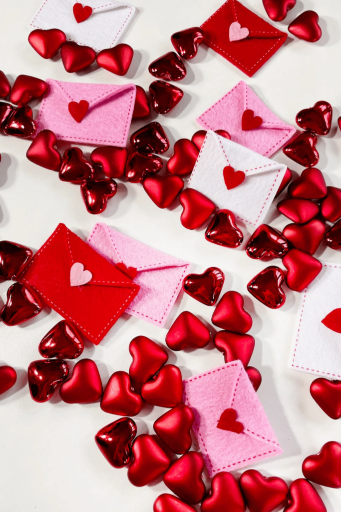 23 Profitable Valentine Crafts to Make and Sell - The Mummy Front