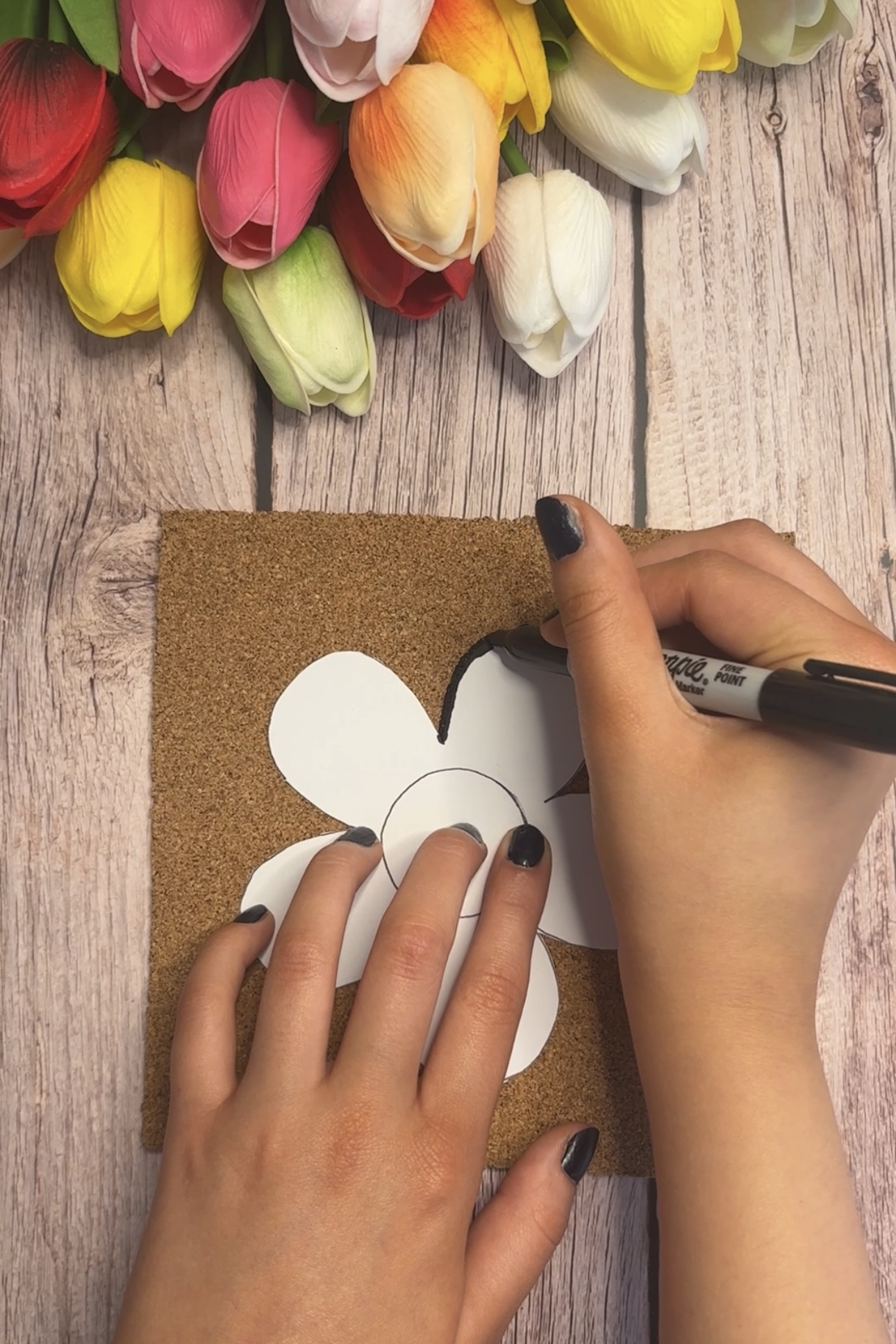 DIY Daisy Felt Ball Coasters That’ll Brighten Any Table - The Mummy Front