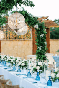 50 Wedding Table Settings to Elevate Your Reception Decor - The Mummy Front