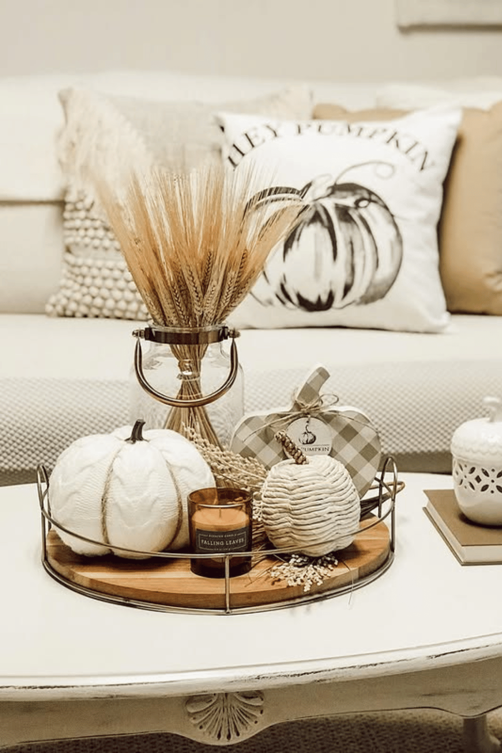 17 Cozy Fall Coffee Table Decor Ideas You'll Love - The Mummy Front