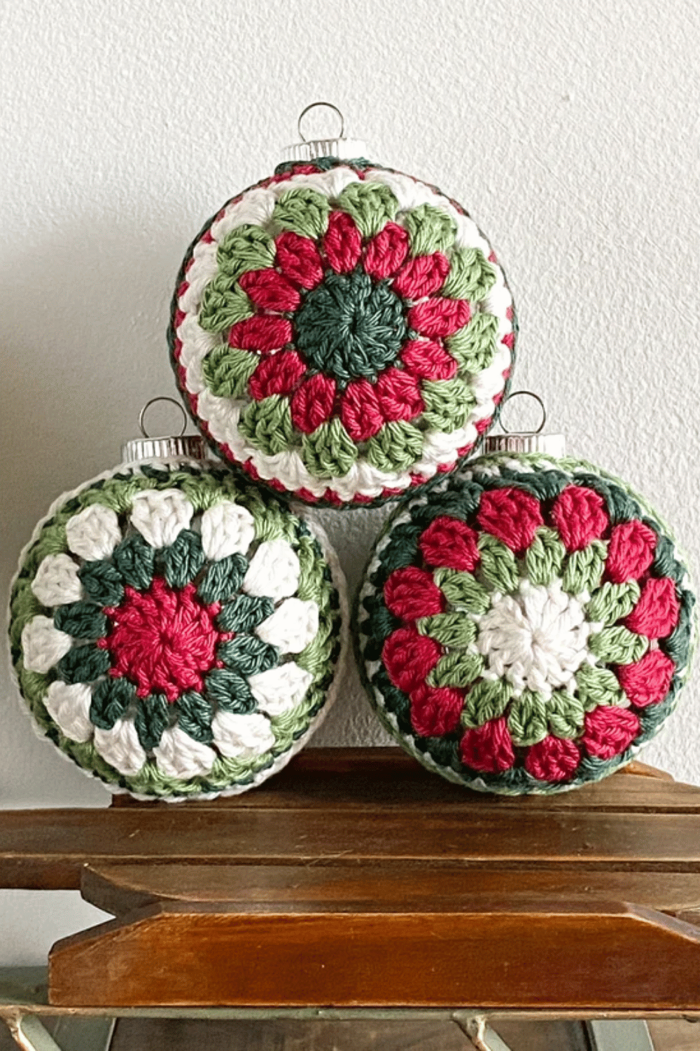 71 DIY Christmas Ornaments to Sell: Creative & Easy - The Mummy Front