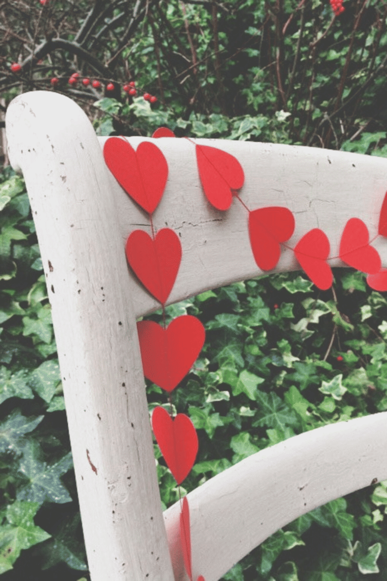28 Best Valentine’s Day Crafts to Sell That People Love - The Mummy Front