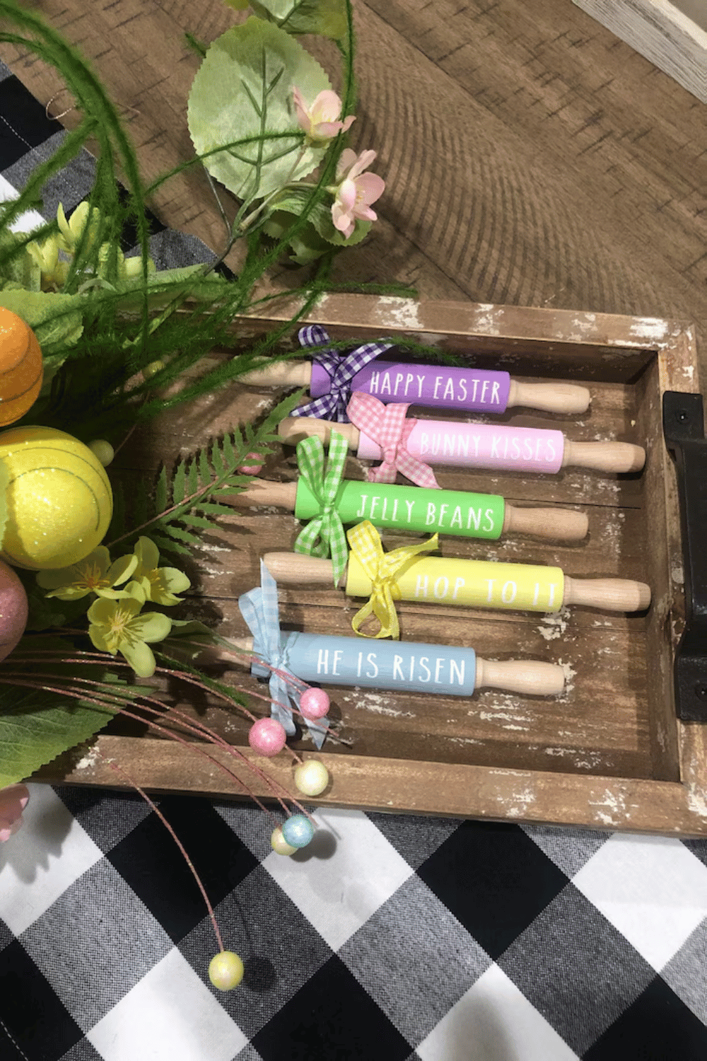 40 Easter Crafts to Sell That People ACTUALLY Buy - The Mummy Front